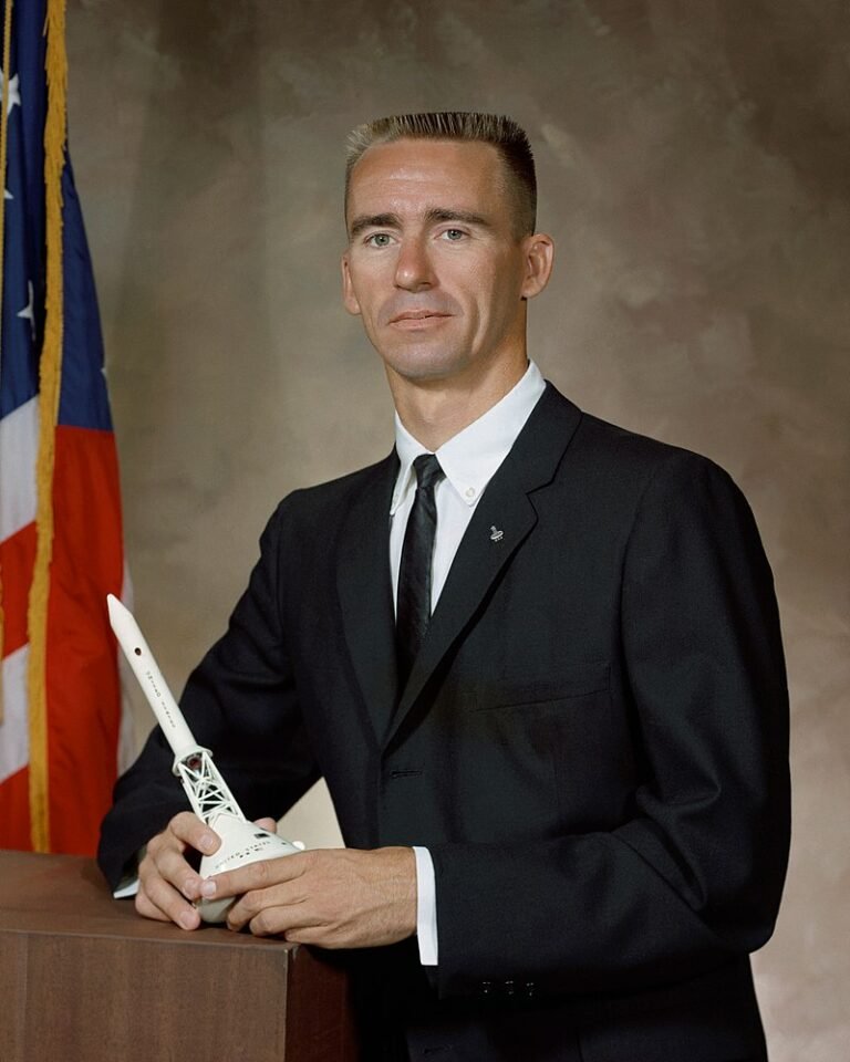 Faleceu o astronauta Walter Cunningham
